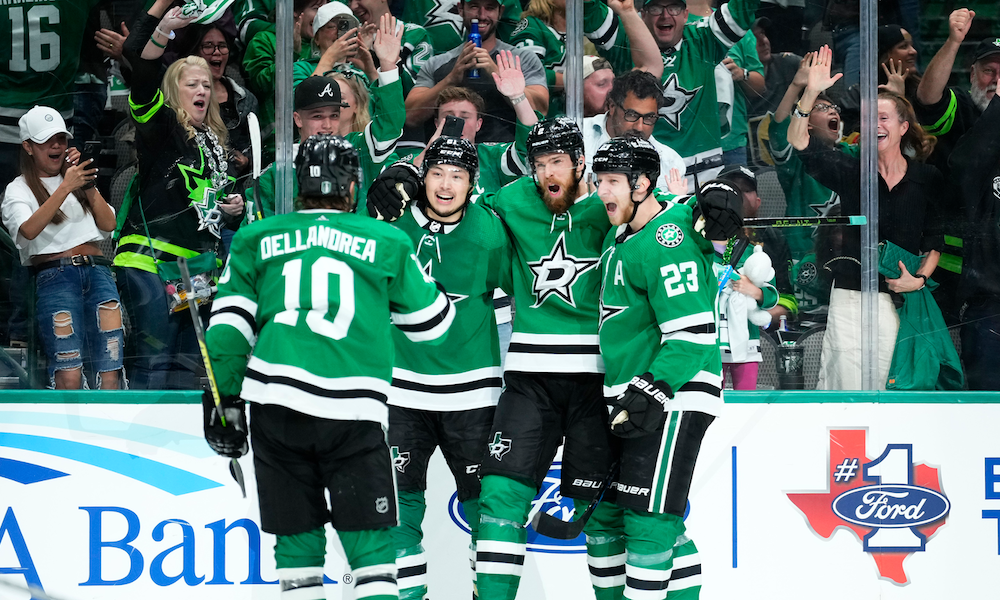 Gli Stars non mollano e vincono una prima volta contro Vegas, si andrà ...