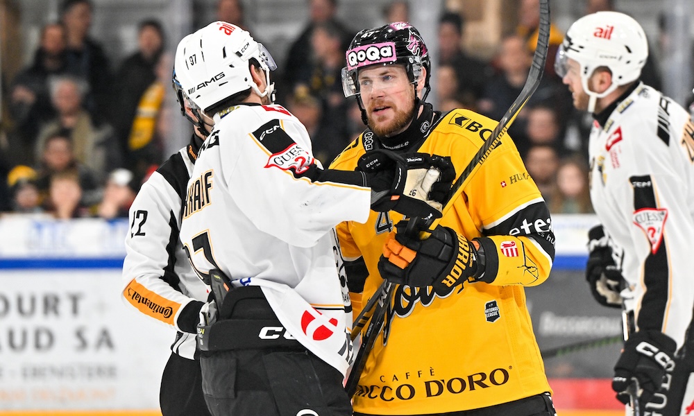 Il difensore Marco Maurer continuerà la carriera in Swiss League con il ...