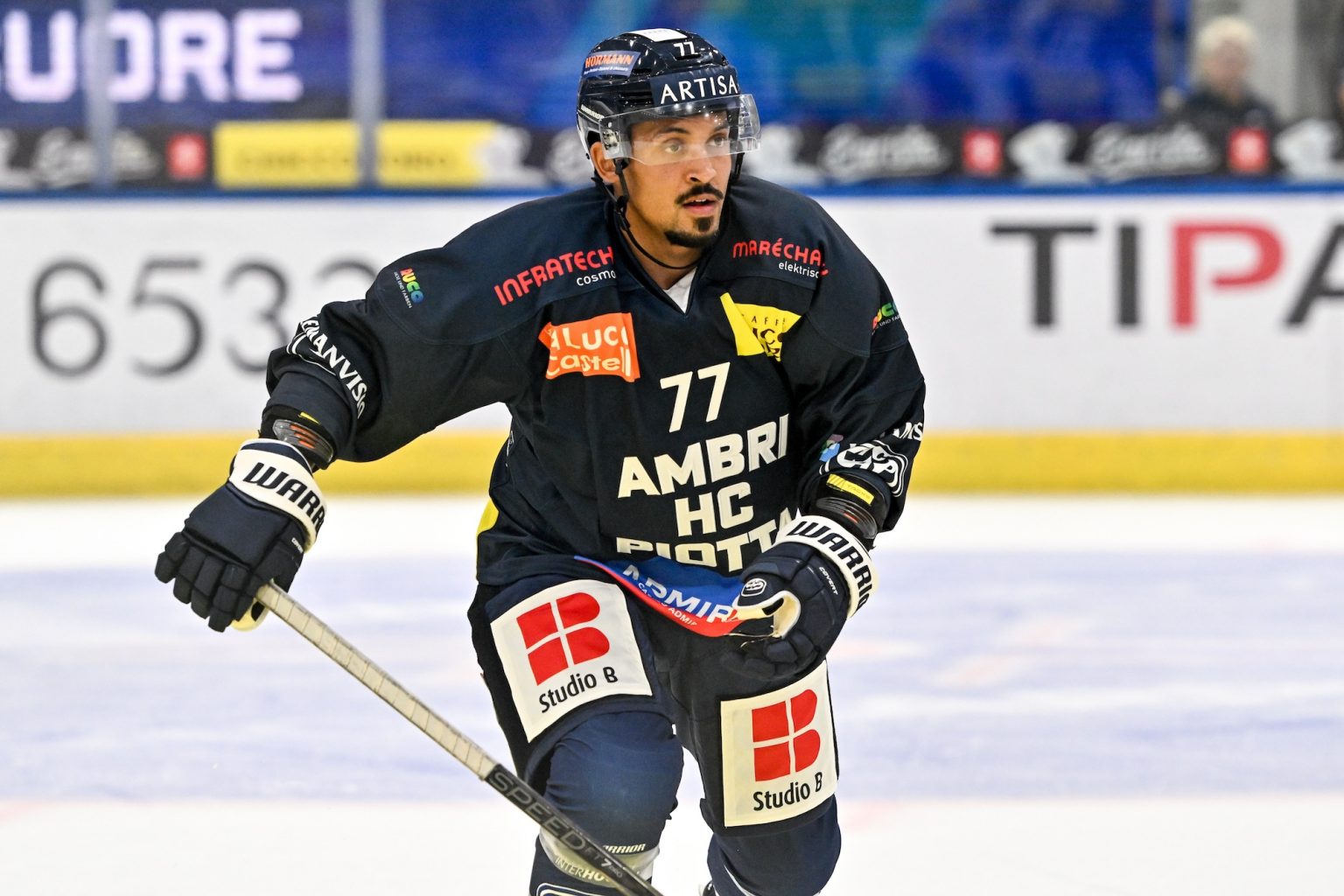 Due gol di Joly e la sorpresa Lukas Landry, Ambrì vincente ...
